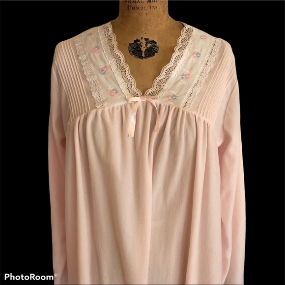 Vintage | Intimates & Sleepwear | Vtg Pink Brushed Nylon Long Nightgown ...